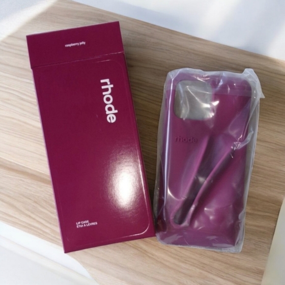 RHODE | Cell Phones & Accessories | Rhode Lip Case Iphone 3 Pro ...